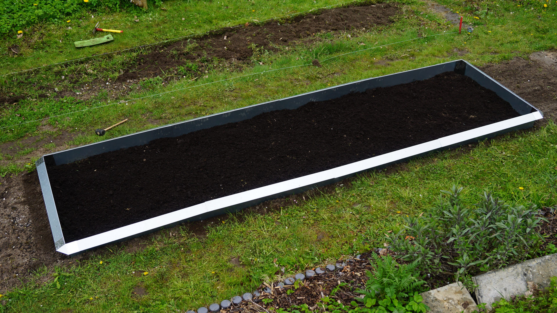 Clôtures anti-limaces : Barrières pour protéger vos plantes